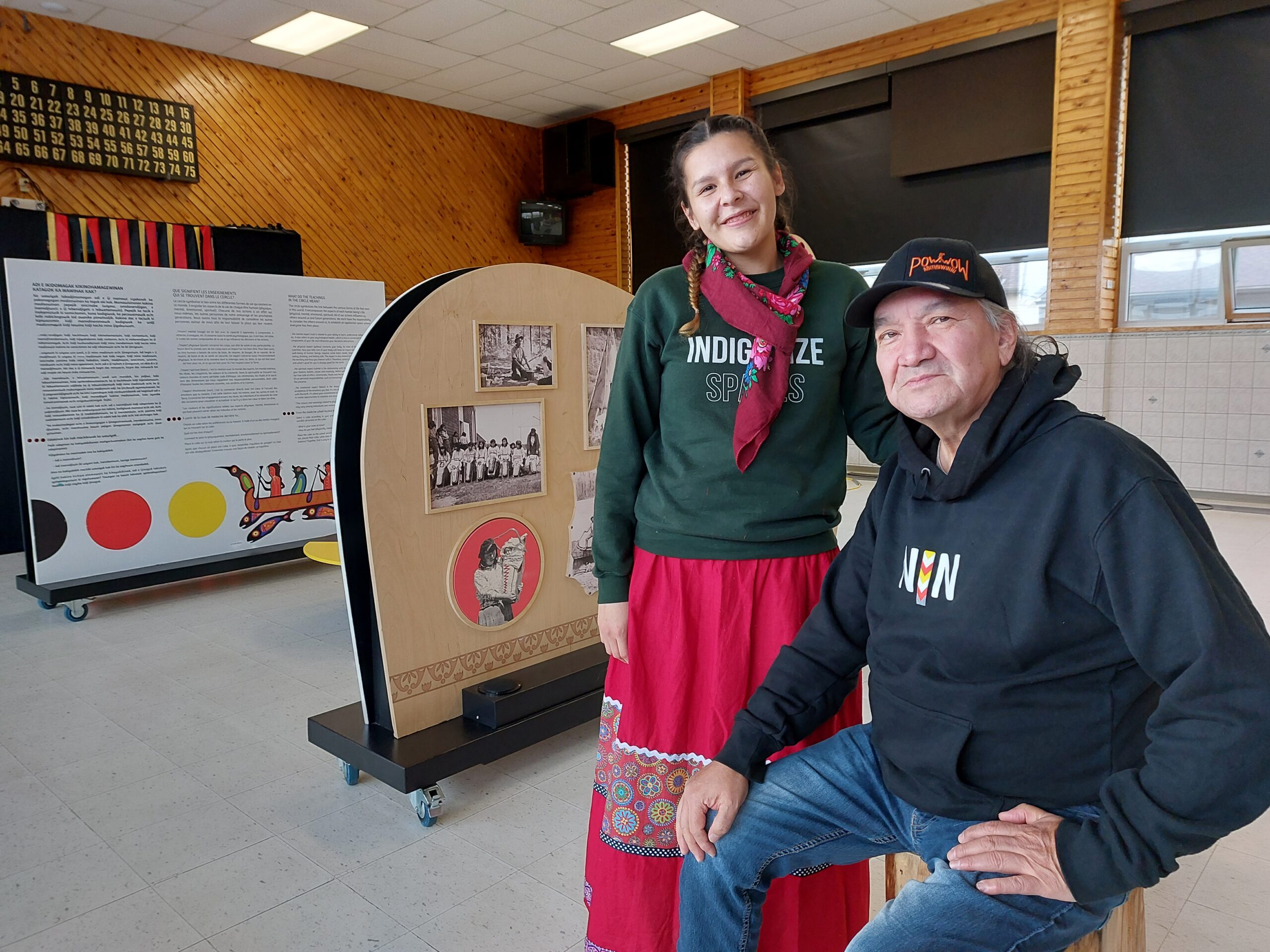 À Kitigan Zibi, l’exposition NIN veut raviver la langue Anichinabée | CHGA