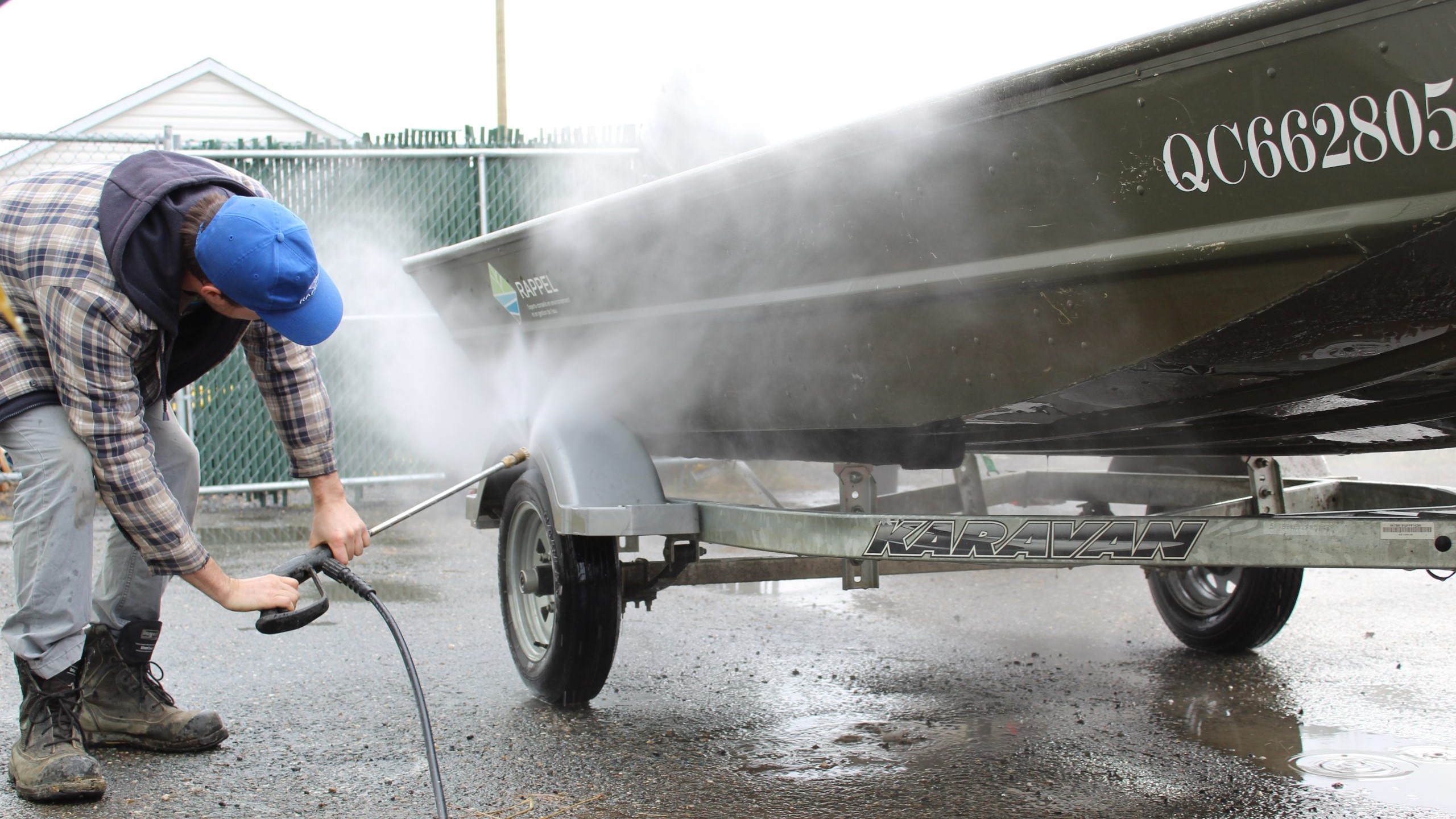 Station de lavage de bateaux : Bouchette applique sur une nouvelle ...