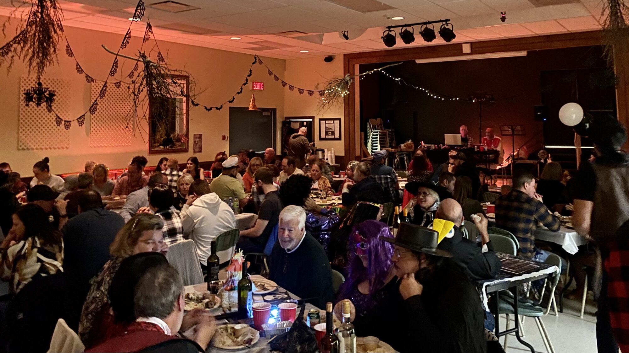 Un souper d’Halloween couronné de succès à Messines | CHGA