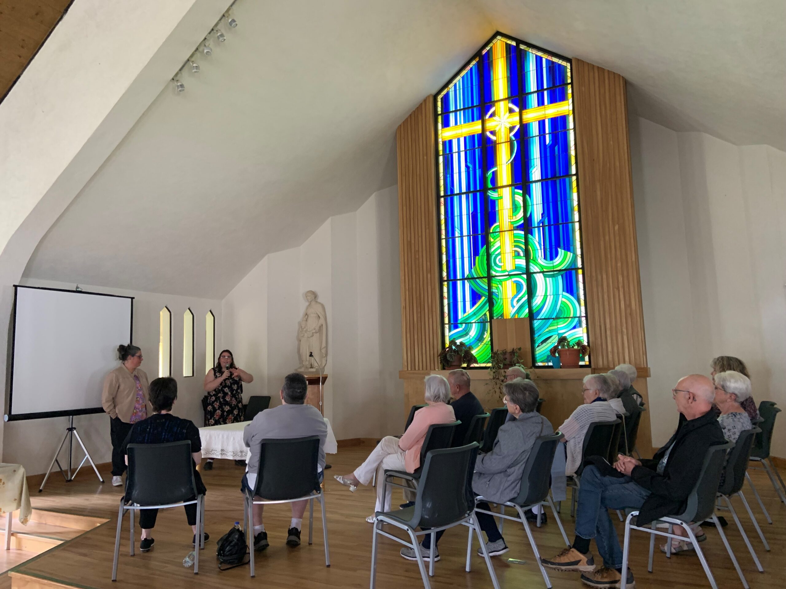 Un grand succès pour la première édition du Salon de l’Espérance à ...